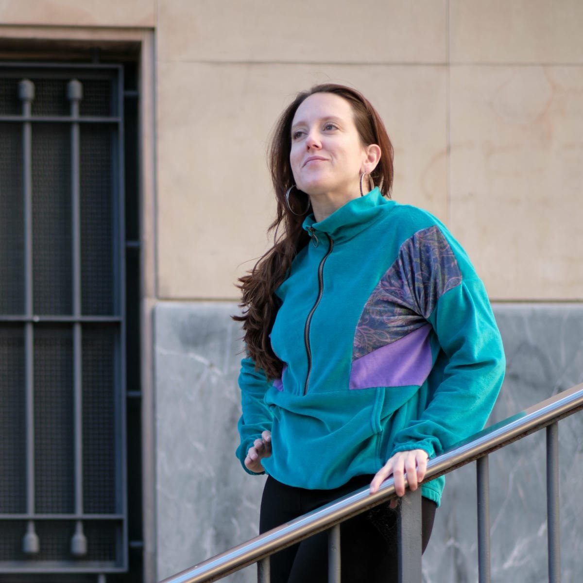 Buzo Armonía Jade y Velvet estampado violeta – Takun